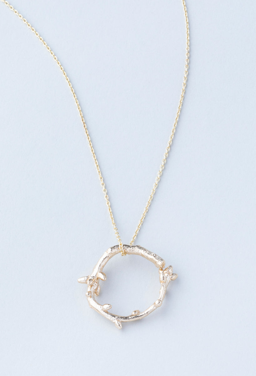 Medium Twig Circle Pendant – Kate Furman Jewelry